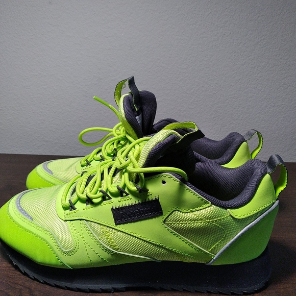 Reebok | Shoes | Reebok Ripple Offer Hike Yellow Retro 9s Run ...